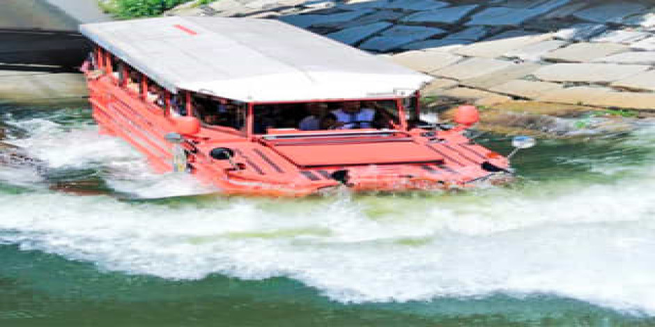 Boston Classic: Duck Boat Sightseeing Tour - UNATION