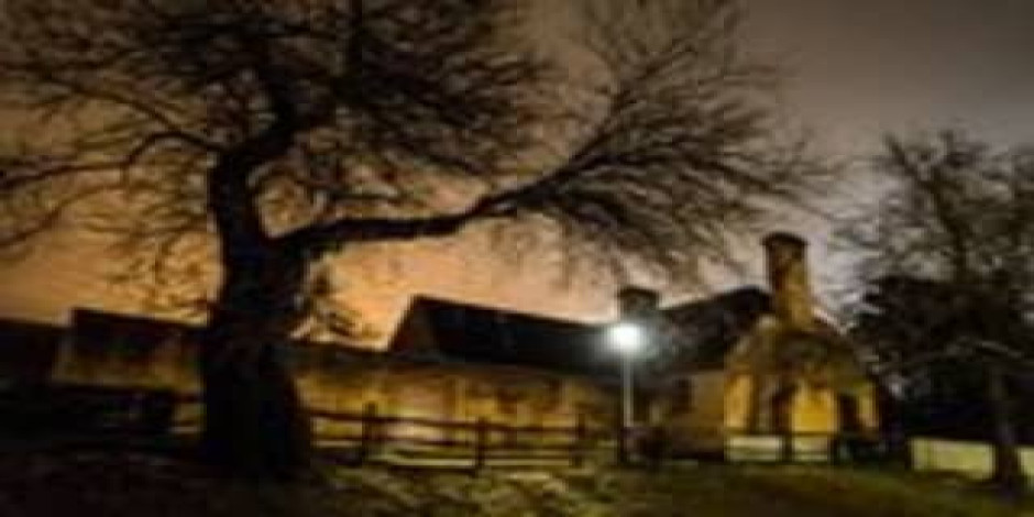 Colonial Ghosts Tour By US Ghost Adventures - UNATION