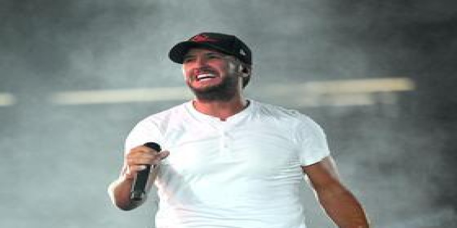 Luke Bryan with Drew Baldridge, Randall King and Zach John King ...