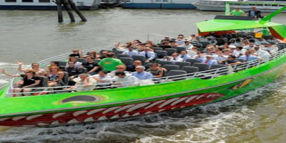 Circle Line: NYC Beast Speedboat Ride - UNATION