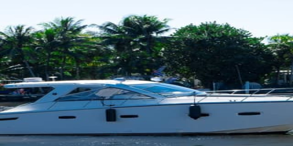 40' Sealine Cruise with Captain and Mate - UNATION
