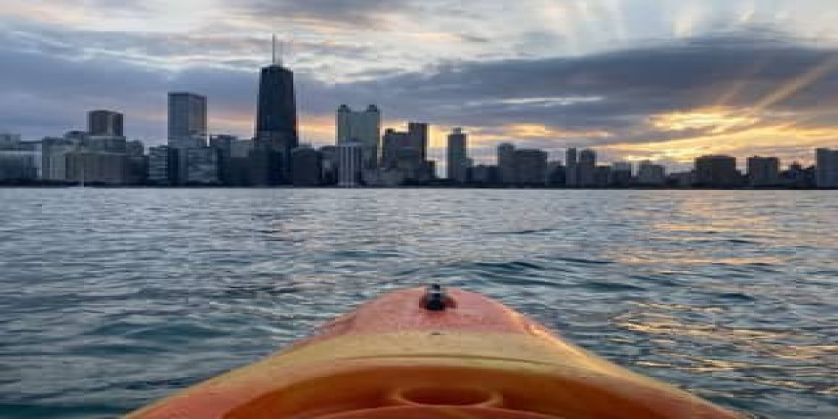 Chicago's Lake Michigan Downtown Kayak Rental at Ohio Street Beach ...