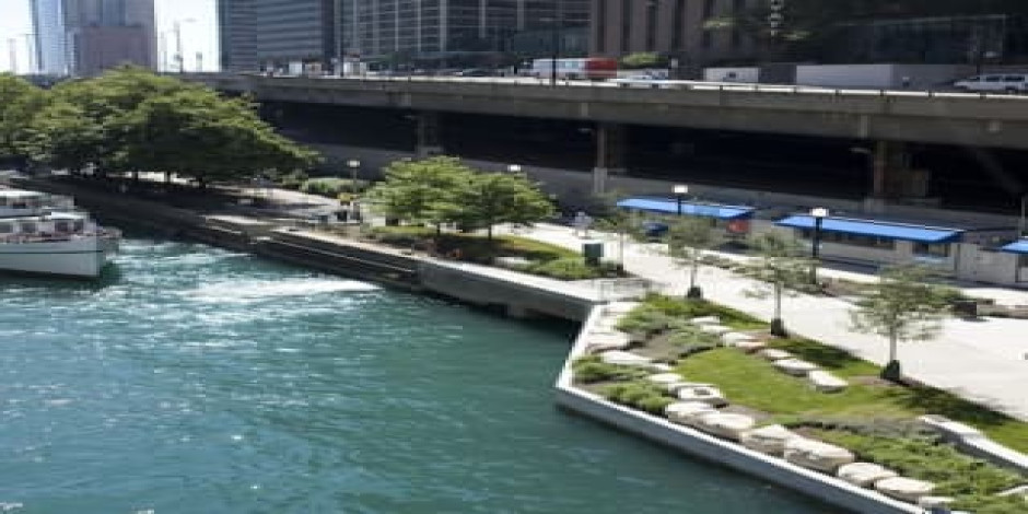 Chicago: Architecture Foundation Center River Cruise aboard Chicago's ...