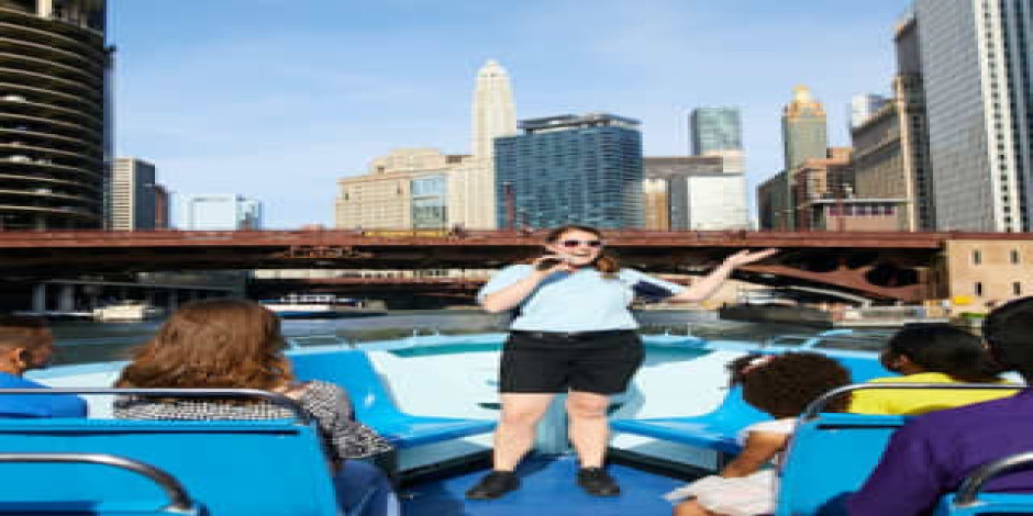 Chicago: 90-Minute Urban Adventure River and Lake Cruise - UNATION