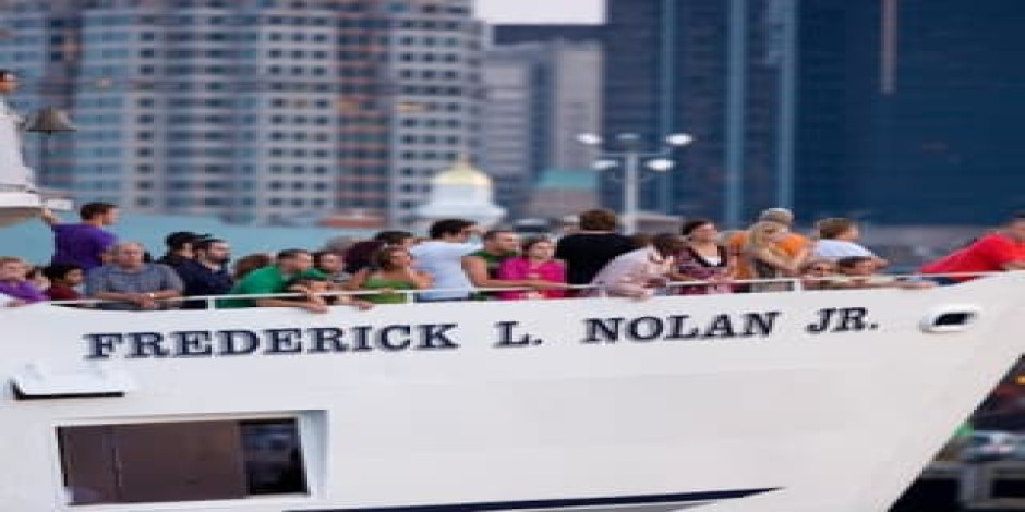 Boston Harbor: 90-Minute Sunset Sightseeing Cruise - UNATION