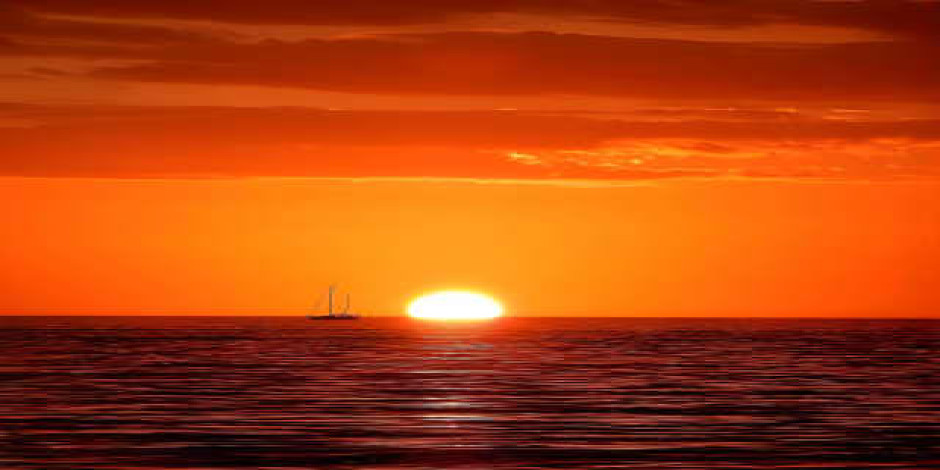 2-hour Tiki Pub Sunset Experience in Fort Myers Beach - UNATION